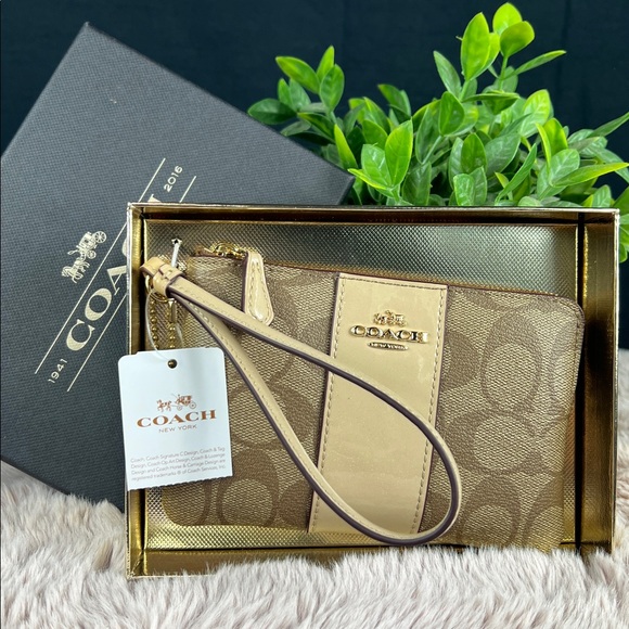 Coach | Bags | Coach Signature Canvas Patent Corner Zip Wristlet Nib ...